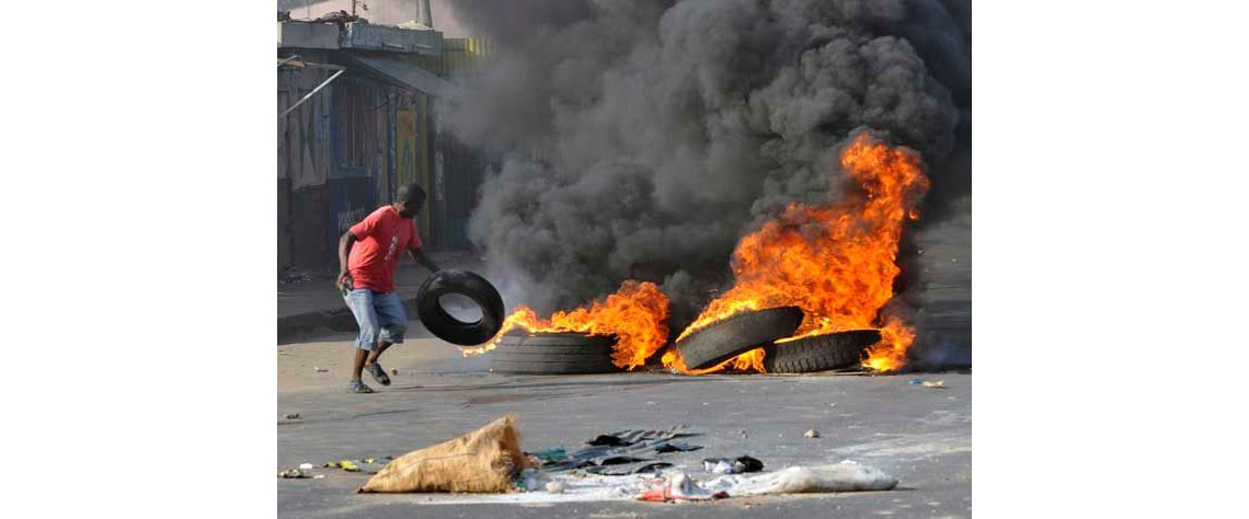"Movimento sindical" em Moçambique: Uma no cravo, outra na ferradura ...